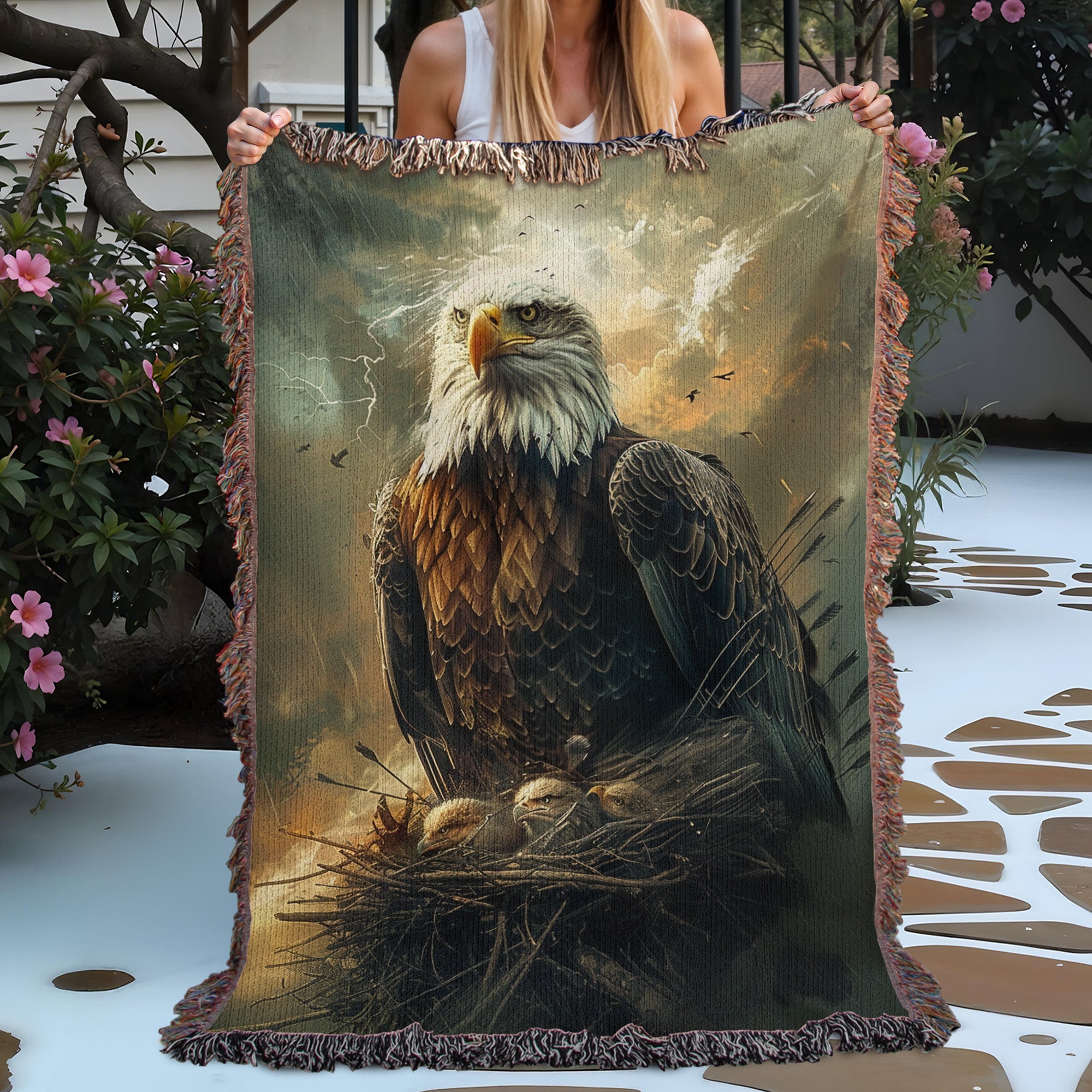 Eagle Protect Eaglets Woven Blanket – NativeShinee